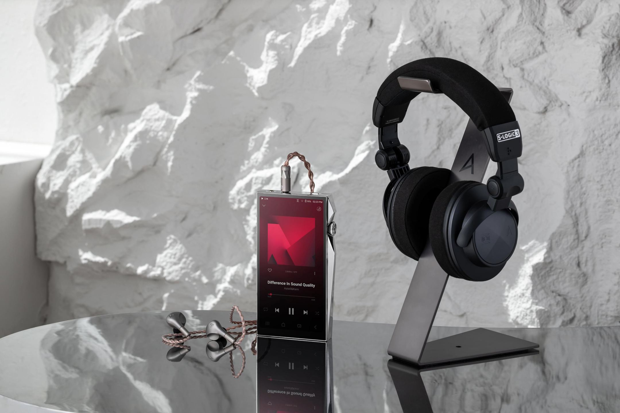 Comparison of the best audiophile portable music players (DAP) in 2026 ...